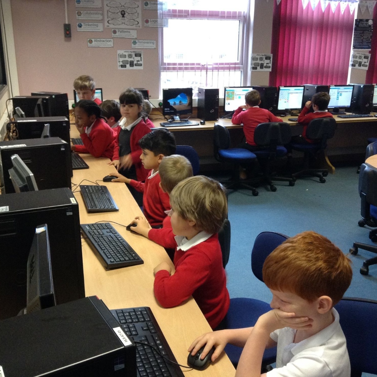 The Hills Academy - LOTS OF LOVELY LEARNING IN YEAR 2!