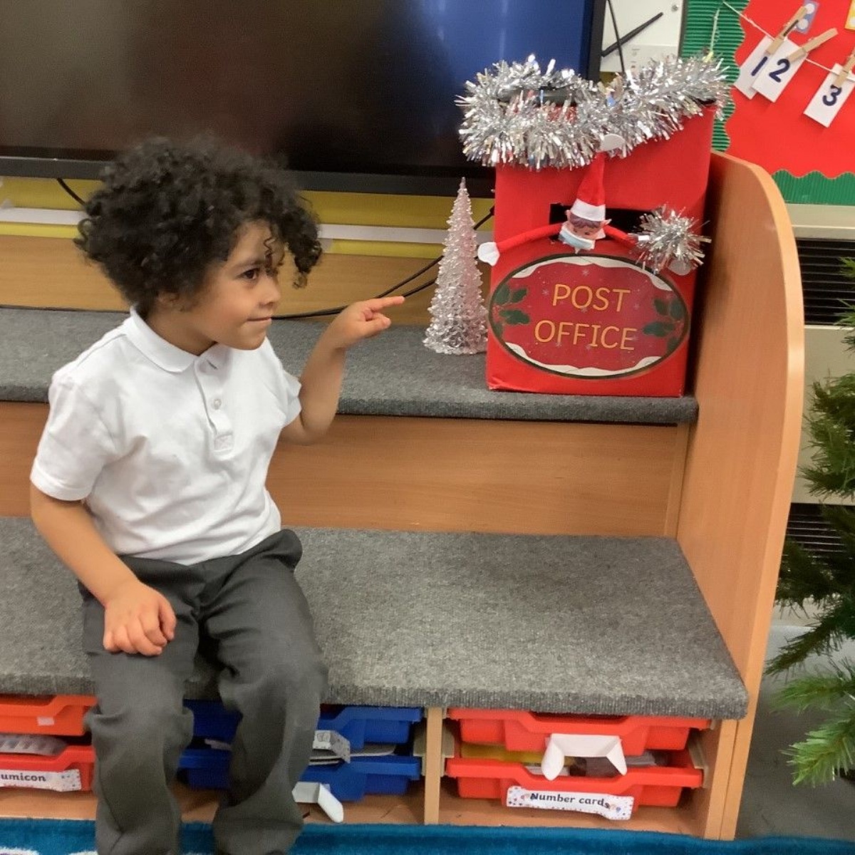 The Hills Academy - CHRISTMAS FUN!